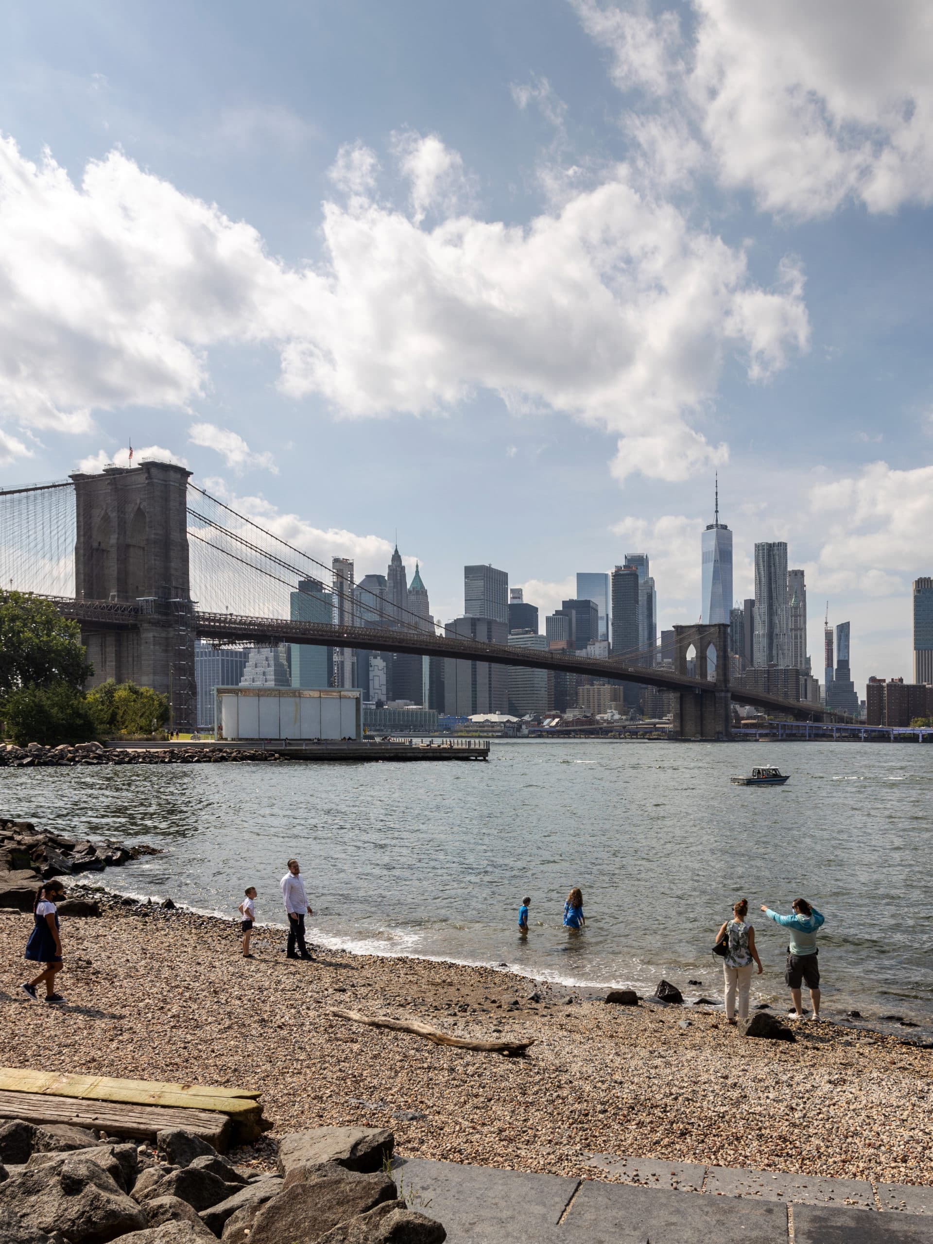 Pebble Beach - Brooklyn Bridge Park